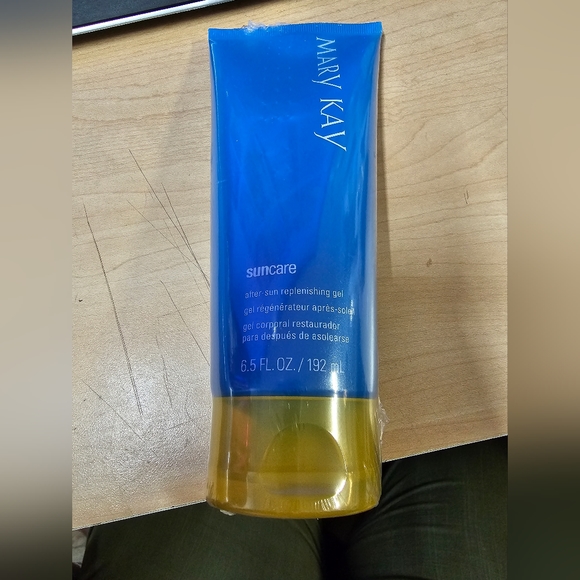 Mary Kay | Skincare | Nip Mary Kay Suncare After Sun Replenshing Gel ...